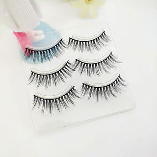 Set Of 3 Pairs: False Eyelashes As Shown In Figure - One Size | LookMazing